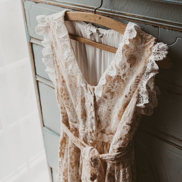 Clothing co | Dresses | Vintage Lace Style Fit Flare Dress S Small ...